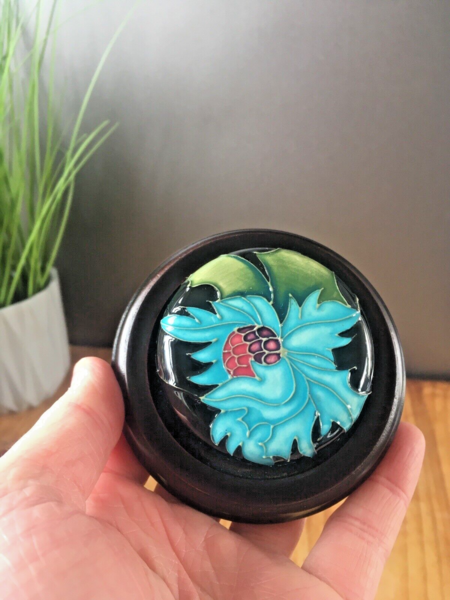 Gorgeous Rare Vintage Moorcroft Sea Holly Floral Paperweight By Emma ...