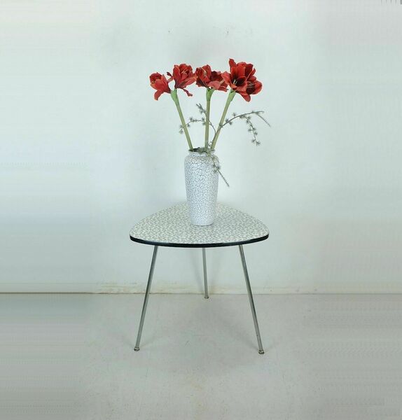 1950s Three Legged Coffee Table With Formica Top And Slanted Chrome ...