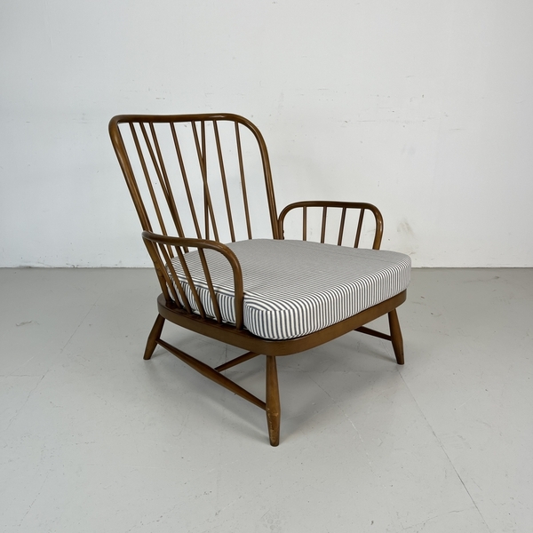 Ercol Jubilee Armchair | Ercol | Vinterior