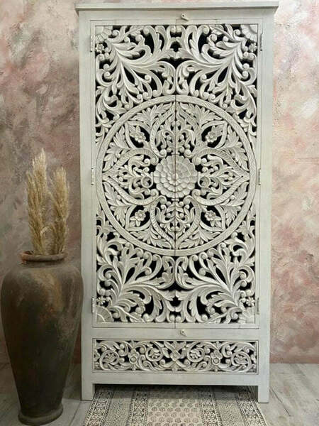Ornate Hand Carved Mango Wood Armoire/Wardrobe Khar04w | Vinterior