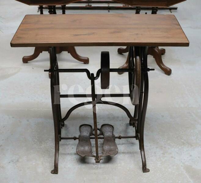 Sewing Machine Table Wheeler & Wilson | Vinterior