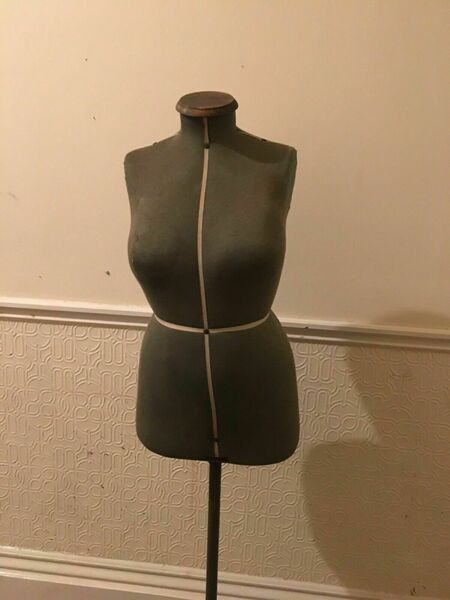 Singer Sewing Mannequin Vintage 1940s Tailors Dress Makers Dummy Green ...