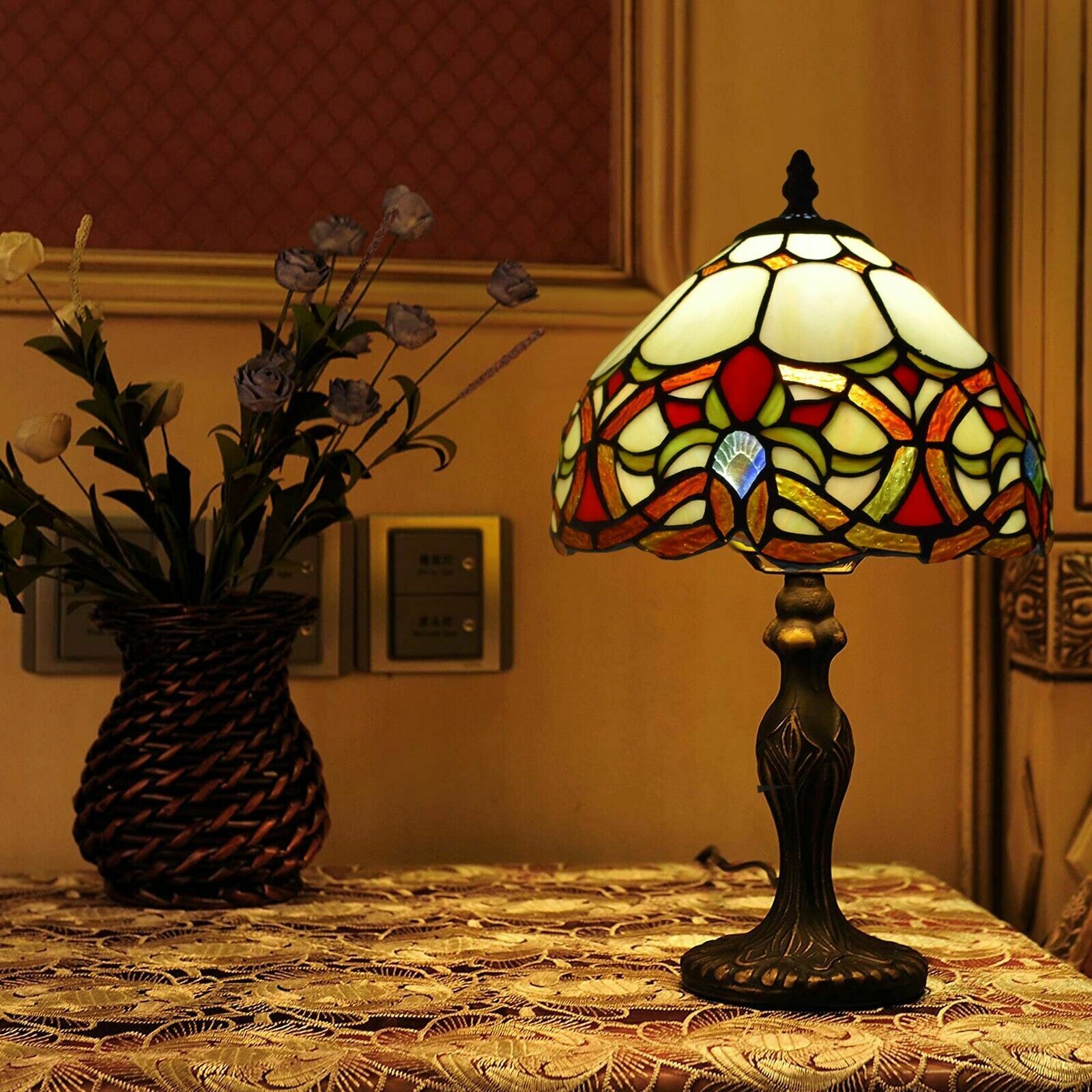 Tiffany Handcrafted Stained Glass Table Lamp Vinterior