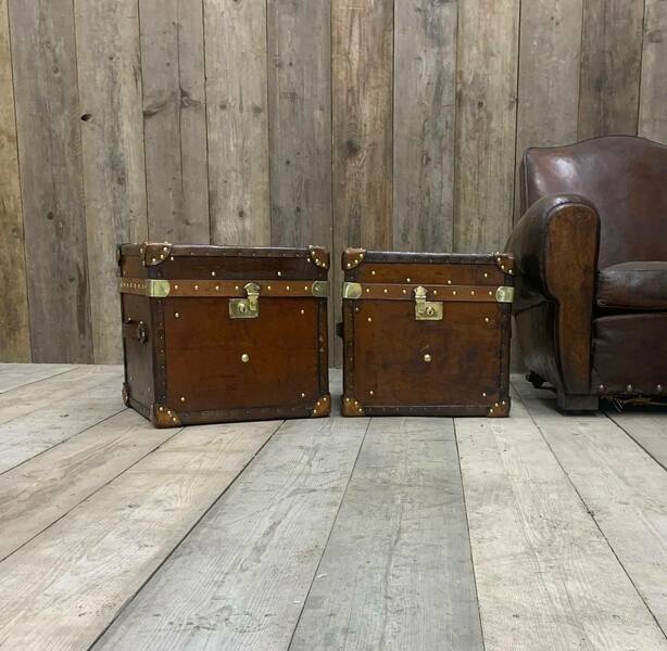 Antique Leather Matching Pair Of Occasional Side Table Trunks | Vinterior