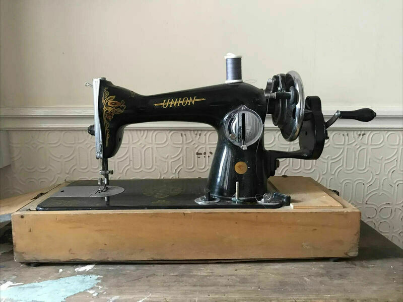 Antique Russian Sewing Machine Ussr Union Metal Mechanical | Vinterior