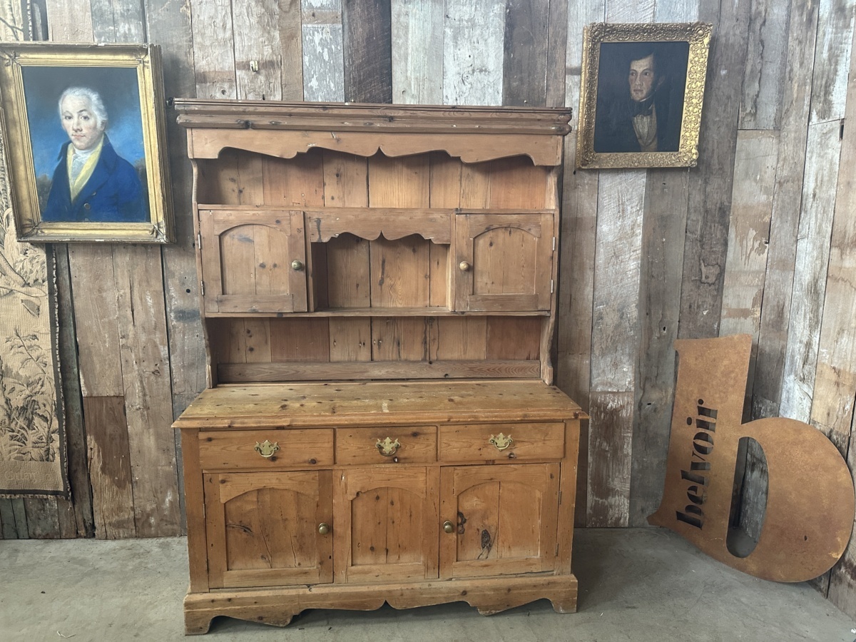 Vintage Pine Large Welsh Kitchen Dresser Vinterior