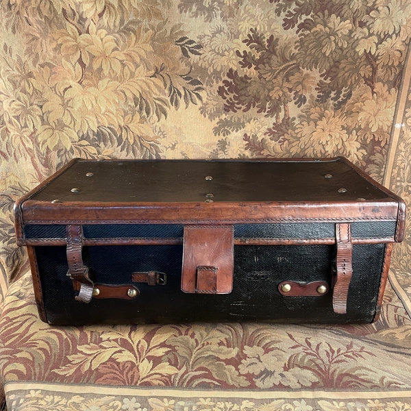 Large Leather Trimmed Trunk, 1800s | Vinterior