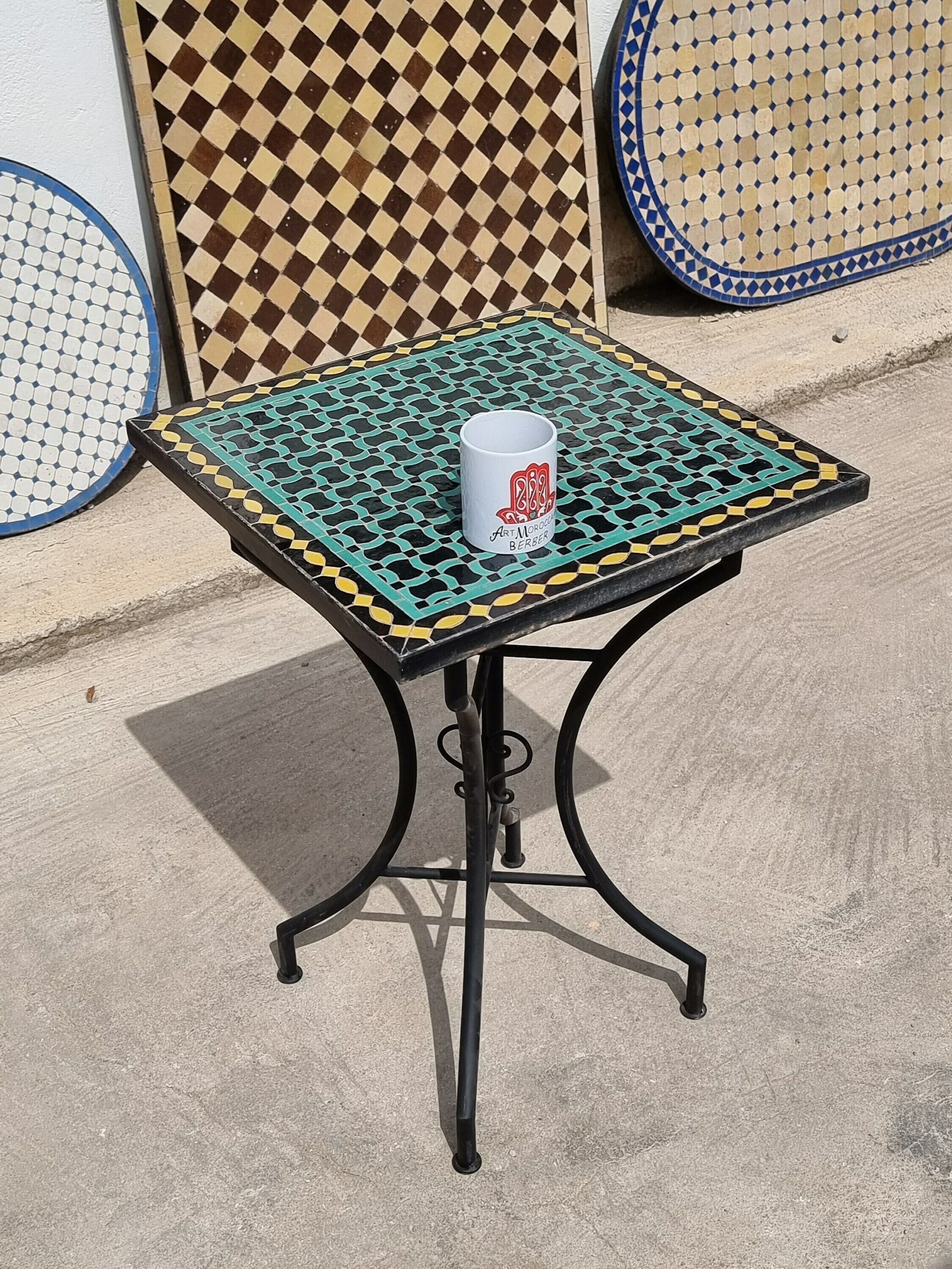 Handmade Moroccan Mosaic Table Vinterior