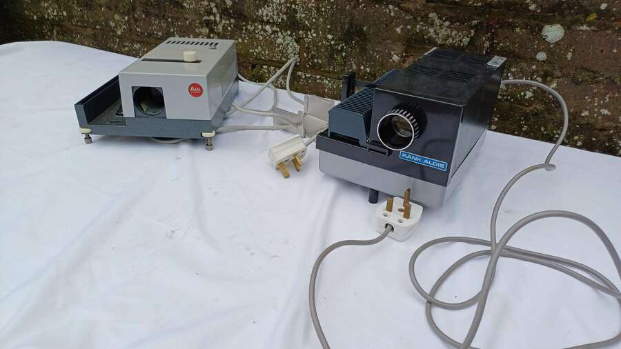 Two Vintage Retro Slide Projectors Leitz Wetzlar Rank Aldis | Vinterior
