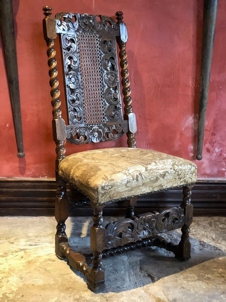 Rare Charles II Antique Walnut Rose 'Nell Gwyn' Chair | Vinterior