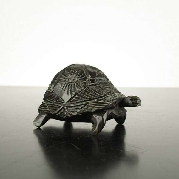 Hand Carved Turtle, 1500s, Antique | Vinterior