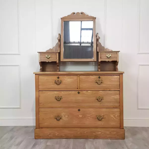 Pine dressing table mirror with drawers store