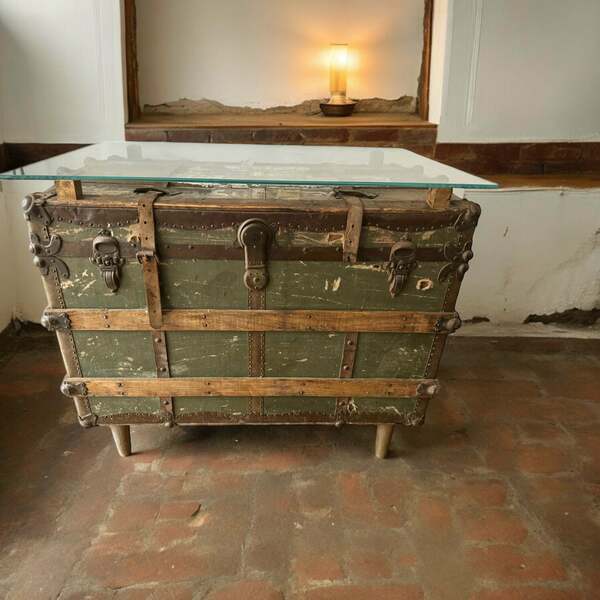 Vintage Steamer Trunk Console Table | Vinterior