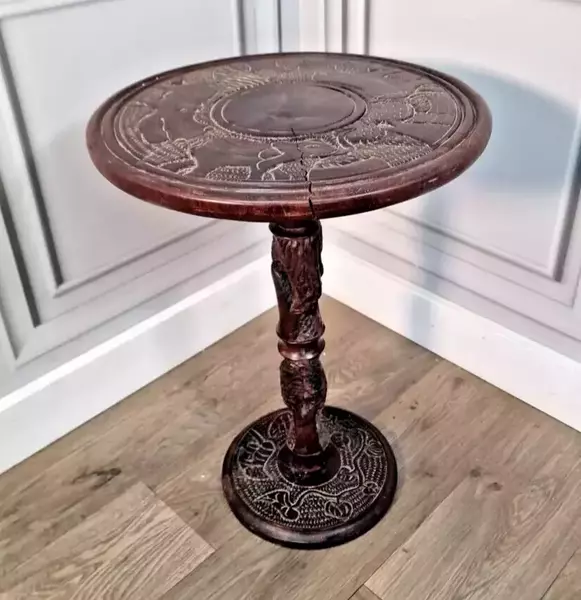 Antique Vintage Decorative Hand Carved Wooden Small Side Table Round African ? | Vinterior