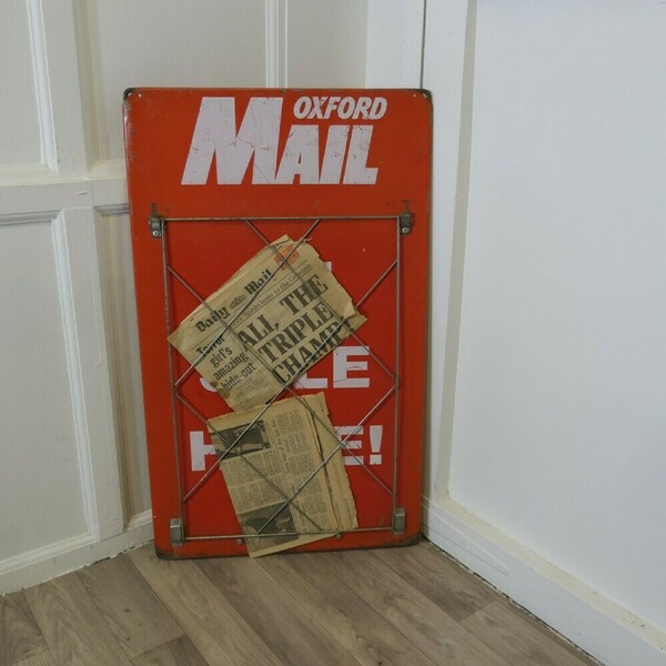 Oxford Mail Newspaper Enamel Street Advertising Board Sign | Vinterior