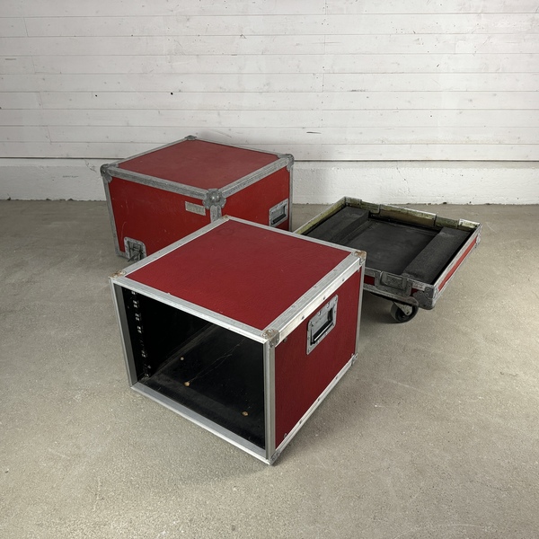 Vintage Fibreglass And Aluminium Flight Case Storage Box On Wheels ...