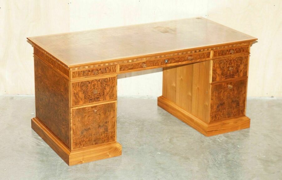 Rrp £25,550 David Linley Burr Walnut Classic Pedestal Desk For Light ...