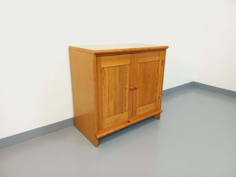 Storage Unit With 2 Pine Doors | Vinterior