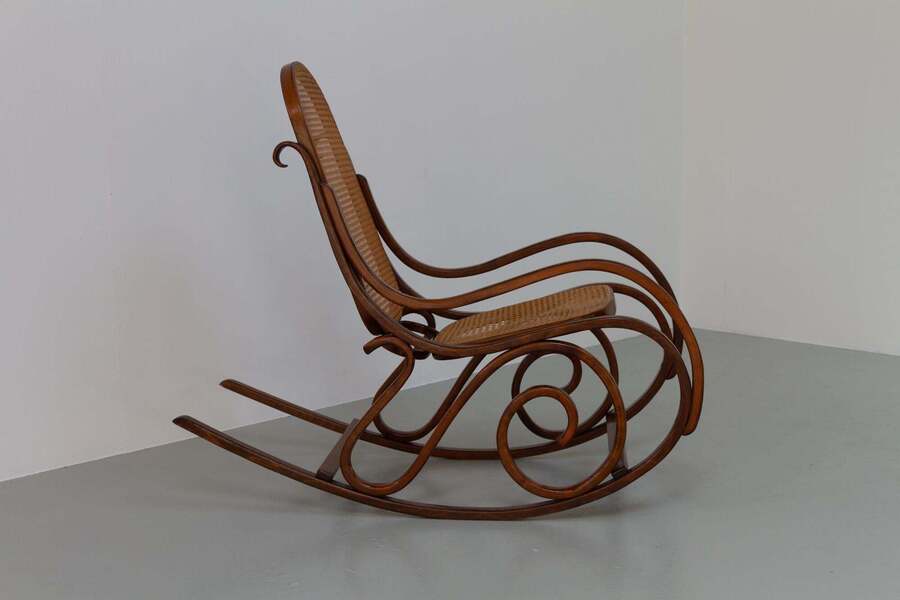 Vintage Brown Bentwood Rocking Chair, 1950s | Michael Thonet | Vinterior