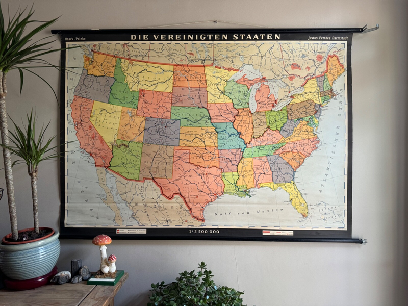 Vintage School Map Of North America Down Educational Map Chart USA ...