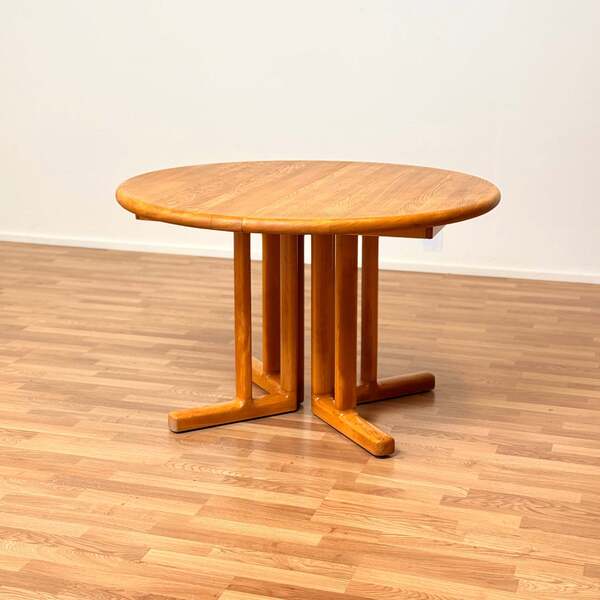 Round Dining Table With 3 Ext In Elm, 1980s 90s, Denmark | Vinterior