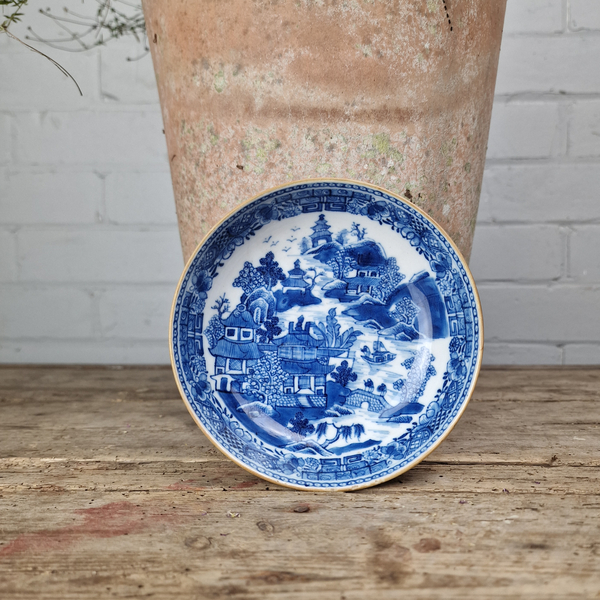 18th C. Chinese Blue & White Plate / Dish | Vinterior