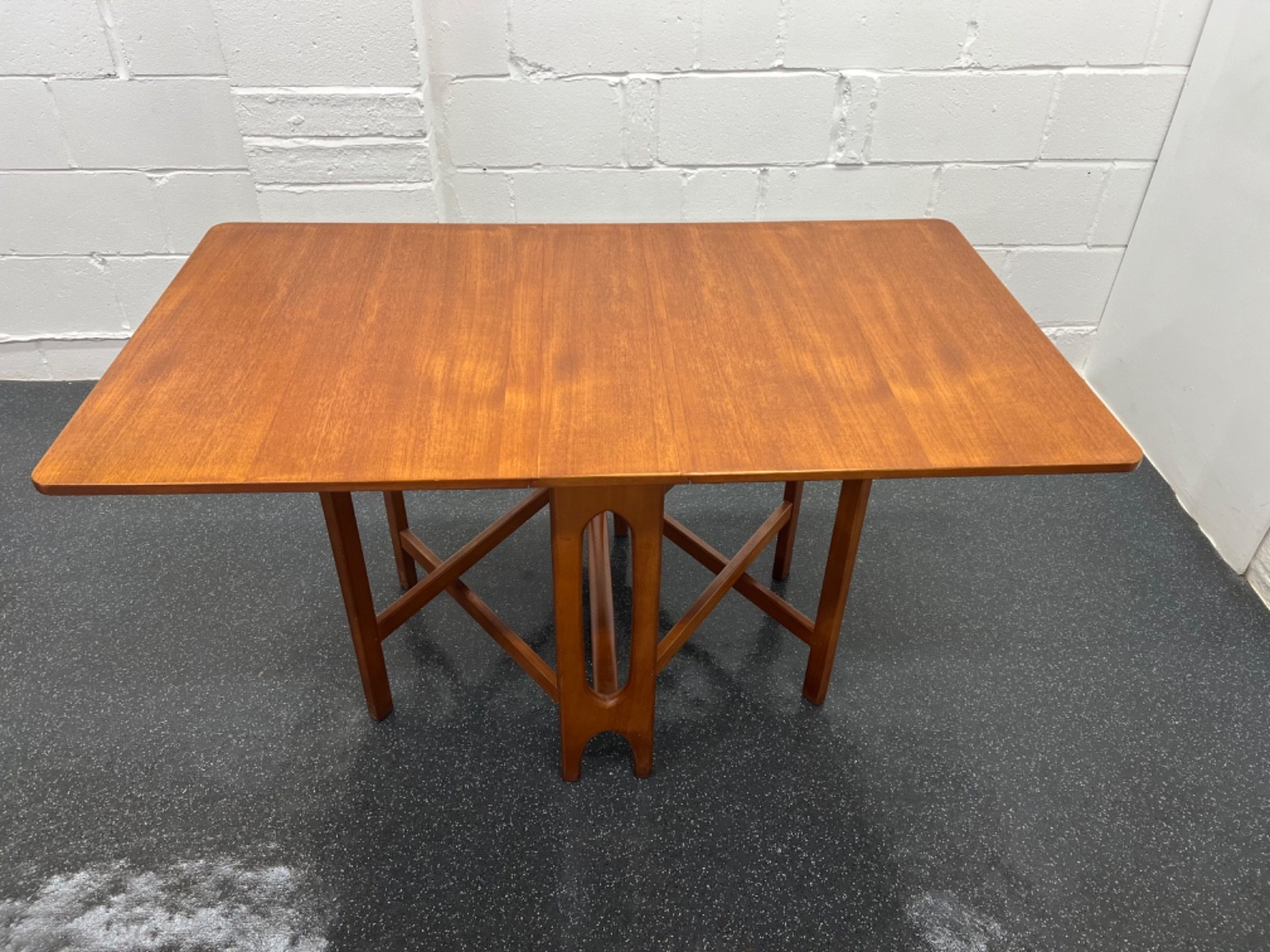 retro drop leaf table