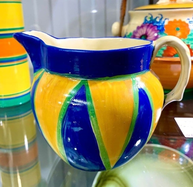 Clarice Cliff Original Jug / Vase Art Deco Pottery / Antique / Bizarre ...