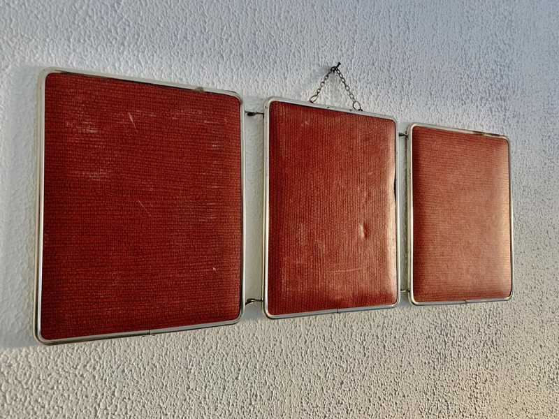 Vintage 1950s Triptych Mirror, Barber's/Dressing Table, Brick Red 27 X ...