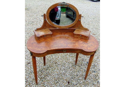 Showstopping Vintage Dressing Tables | Vinterior