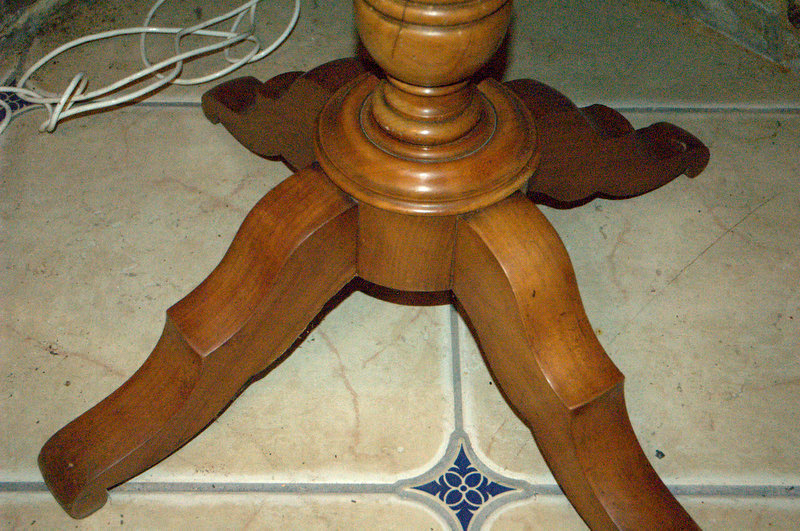 Violin Cherry Table / Walnut Violin Table, Walnut | Vinterior