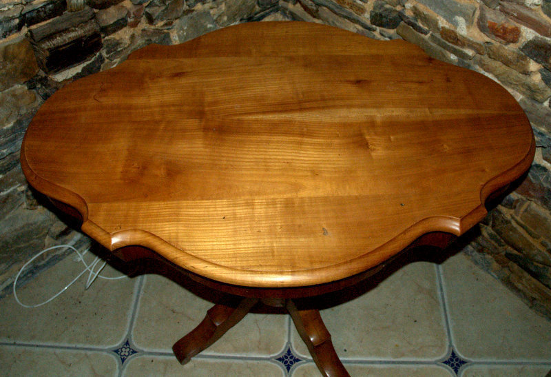 Violin Cherry Table / Walnut Violin Table, Walnut | Vinterior