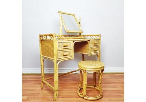 Showstopping Vintage Dressing Tables | Vinterior