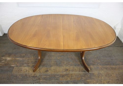 G Plan Dining Tables - Elegant Teak Woods Designs | Vinterior | Vinterior