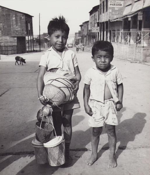 Hanna Seidel Ecuador, Boys, Montecristi, Black And White Photography ...