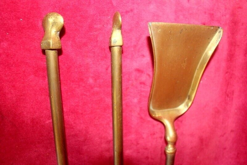 19th C Pair Of Italian Embossed Antique Brass Companions Golden Solid ...
