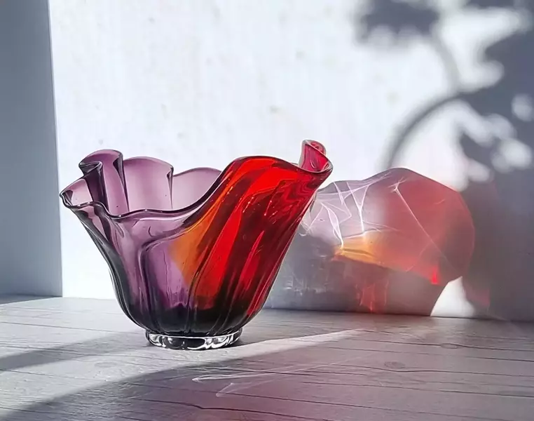 Iwatsu Hineri Glassworks Att, Scarlet And Violet Art Glass Abstract ...